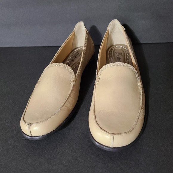 Trotters | Shoes | Trotters Womens Slip On Narrow Loafer Shoes Taupe ...